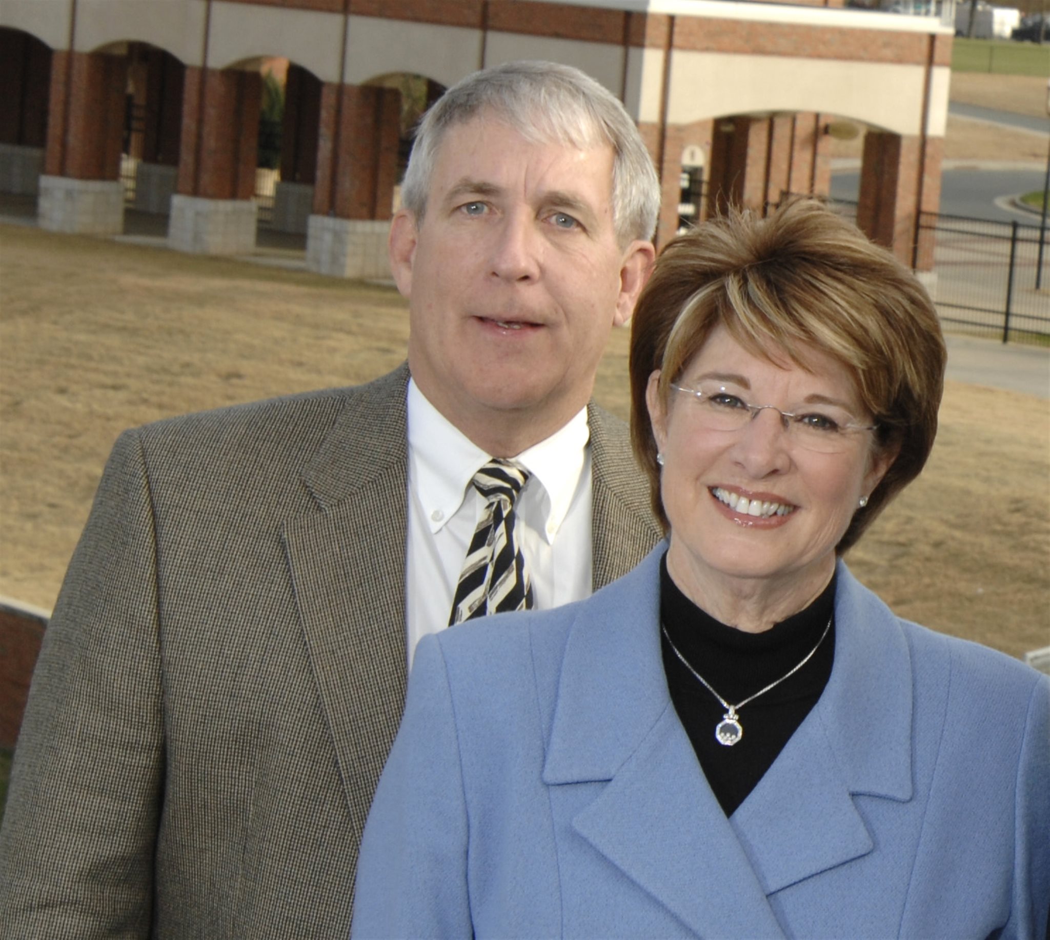 Alumni Jay and Amy Hendrickson receive 2009 SoCon Distinguished Service ...