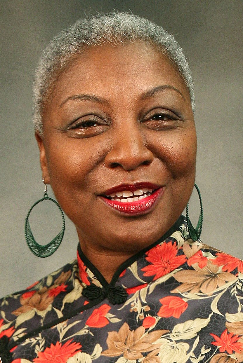 Jean Rattigan-Rohr presents paper on Elon reading program | Today at ...