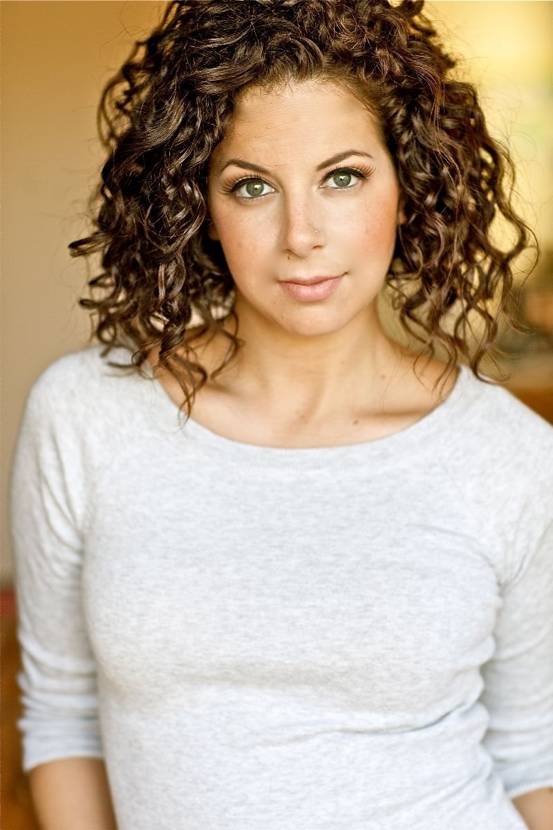 Alex Ellis ’05 featured in Webseries about her Broadway debut | Today ...