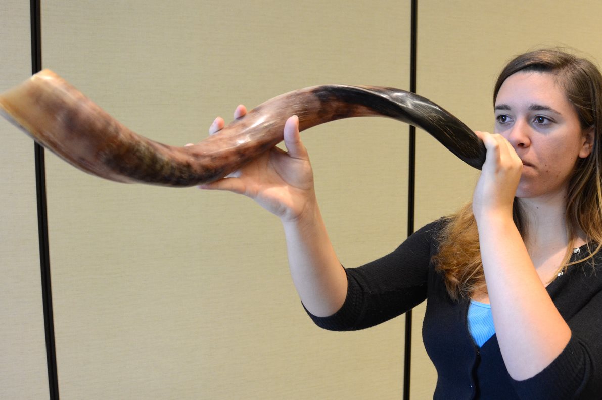 Jewish students celebrate High Holy Days | Today at Elon | Elon University