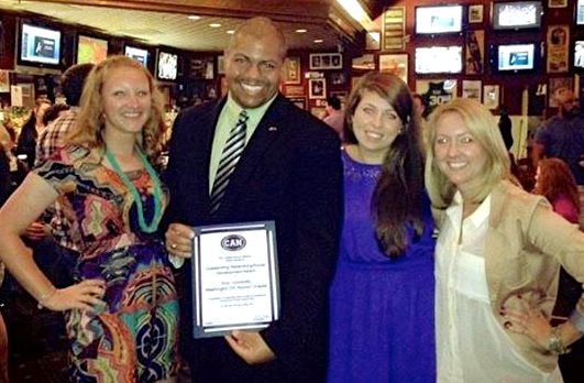 Elon students benefit from alumni chapters and clubs | Today at Elon ...