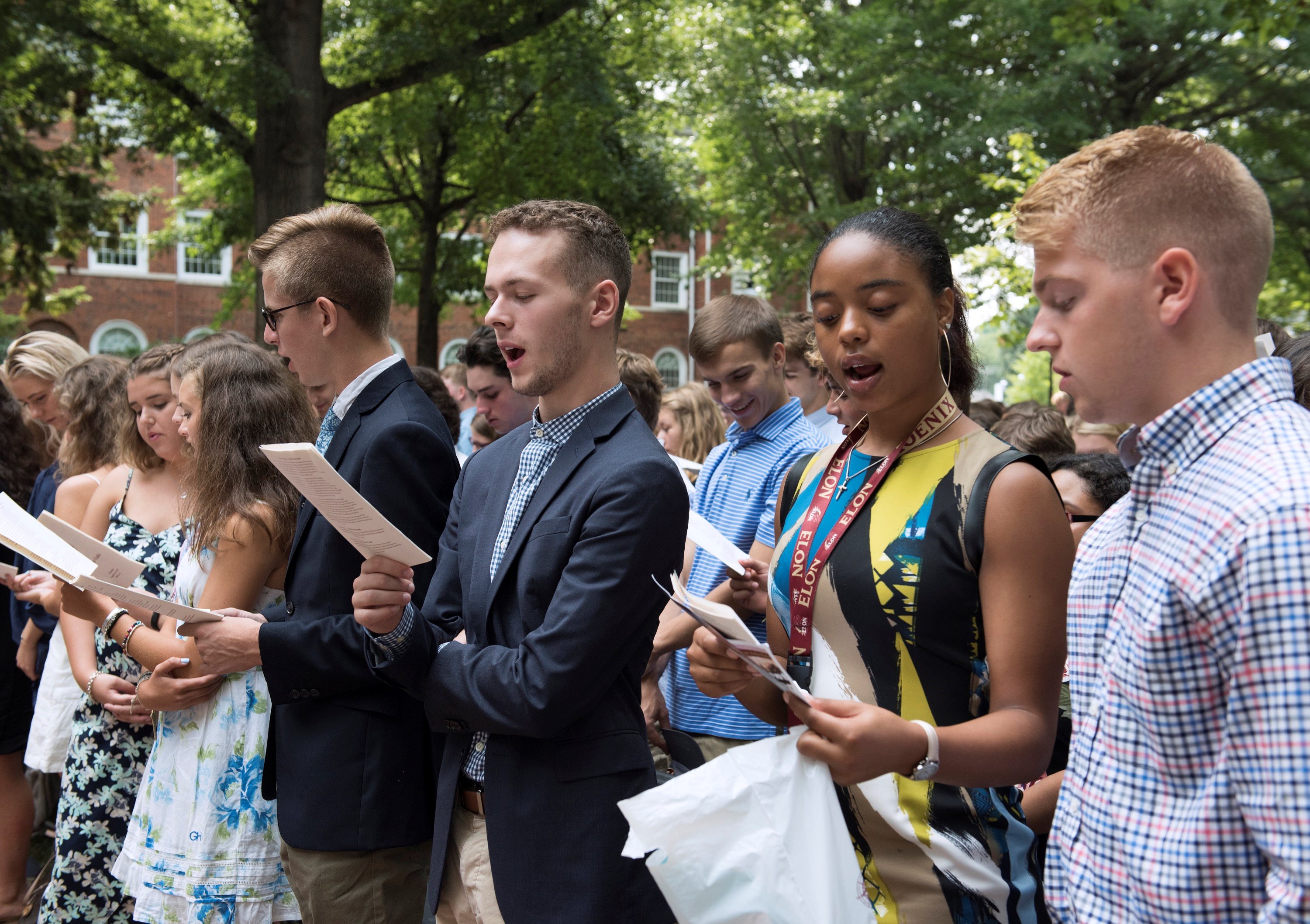 New Student Convocation offers look ahead for Elon's Class of 2021 ...