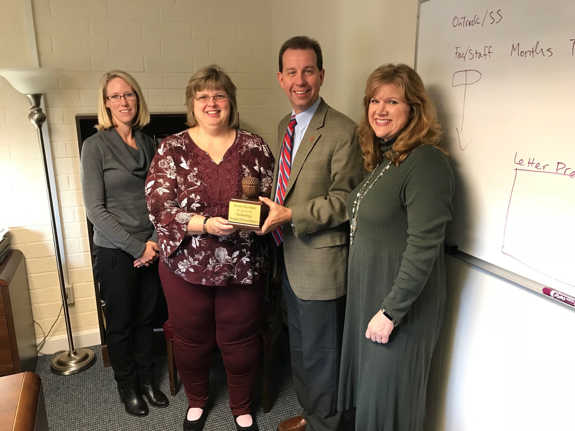 DonnaLynn Hall earns Acorn Accolade Award | Today at Elon | Elon University