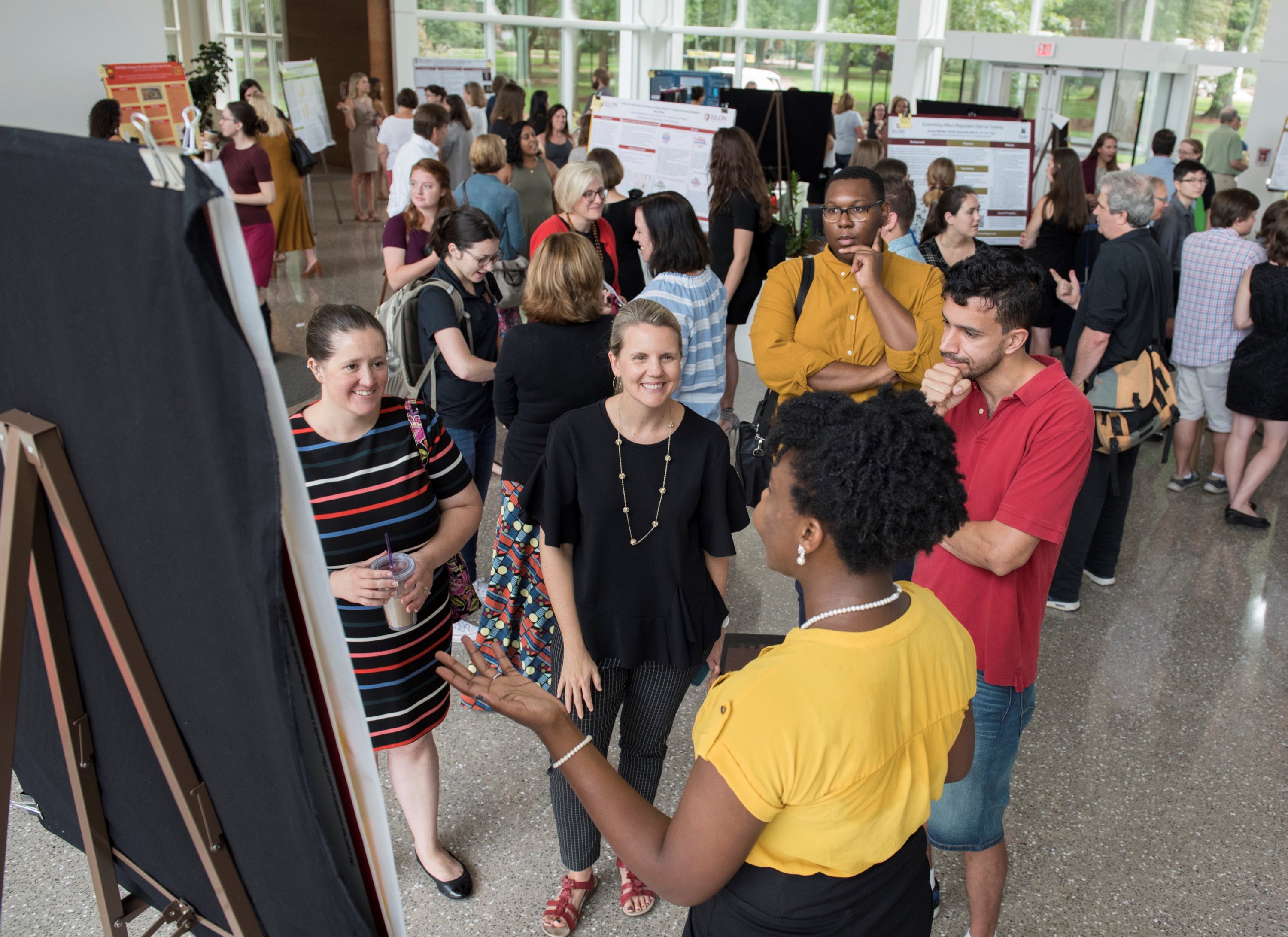 Students, mentors dive deep during Summer Undergraduate Research ...