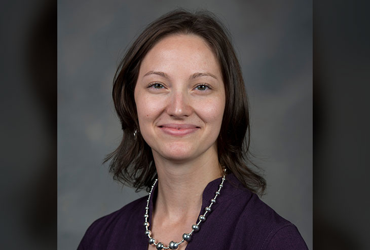 Hook Professor Jen Dabrowski gives talk at SERMACS | Today at Elon ...