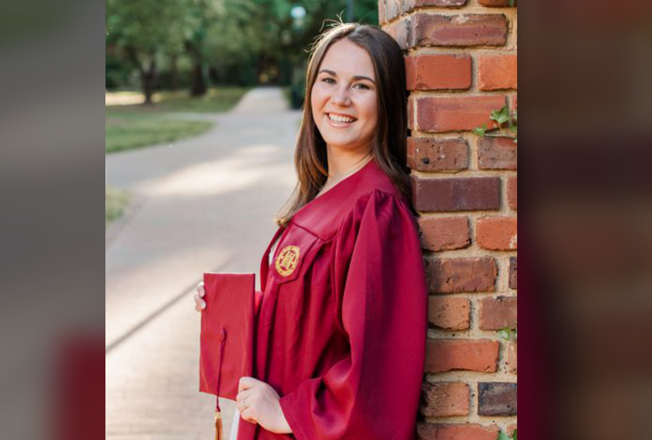 #ElonGrad 2021 spotlight: Savannah Kile, biochemistry | Today at Elon ...