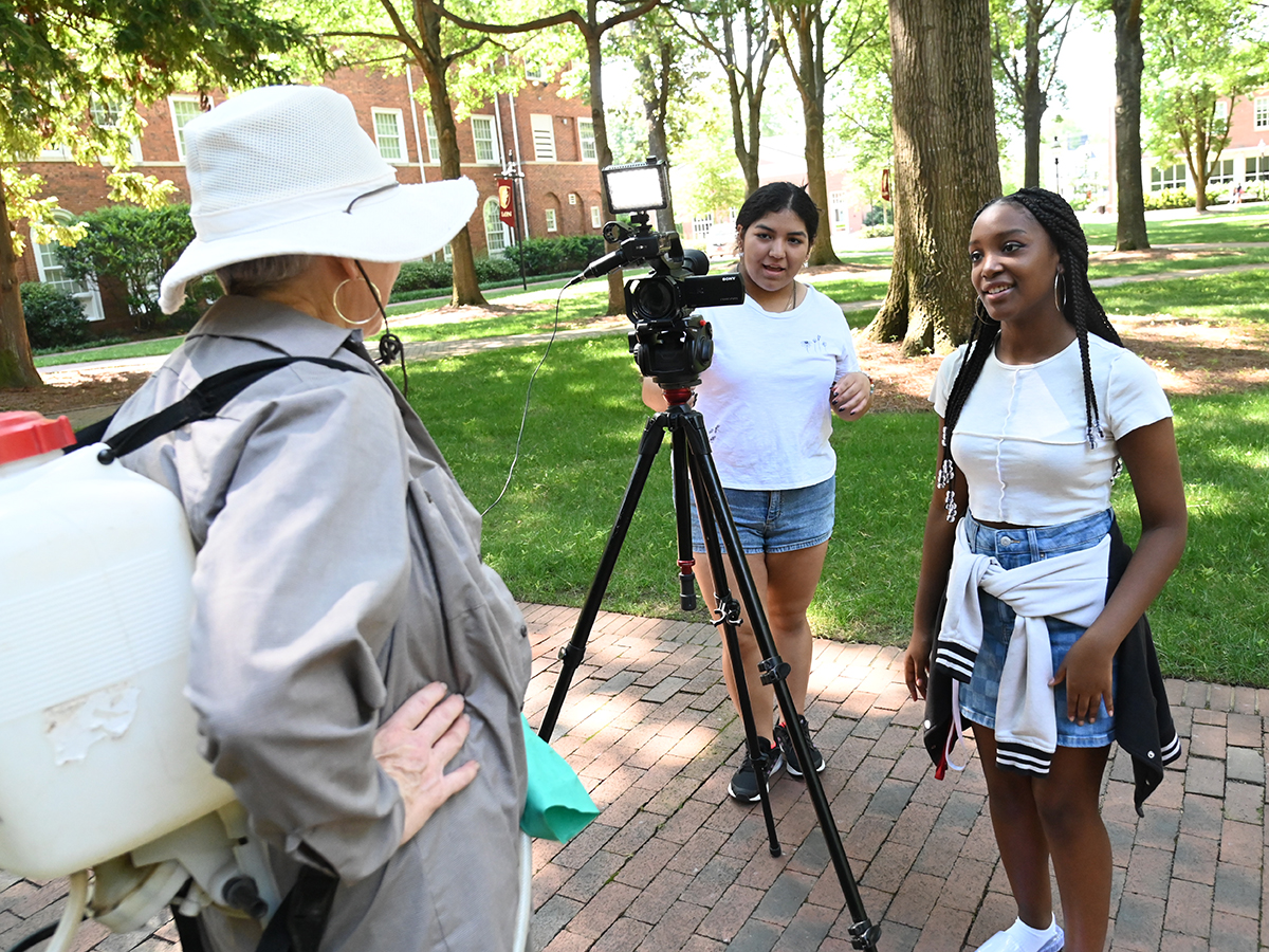 Emerging Journalists Program hosts second on-campus experience with ...