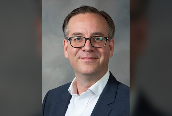 Elon scholar finds that hedge fund performances may be waning | Today ...