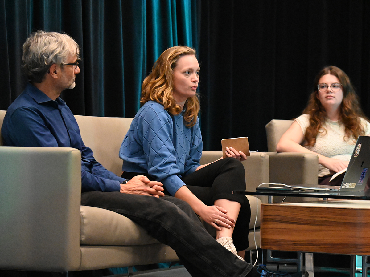 School of Communications welcomes ‘world-class, muddy boots reporters ...